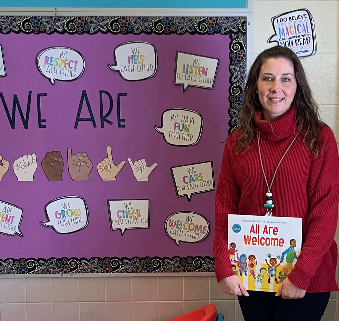 MS/LIS student brings diversity into classroom library | School of ...
