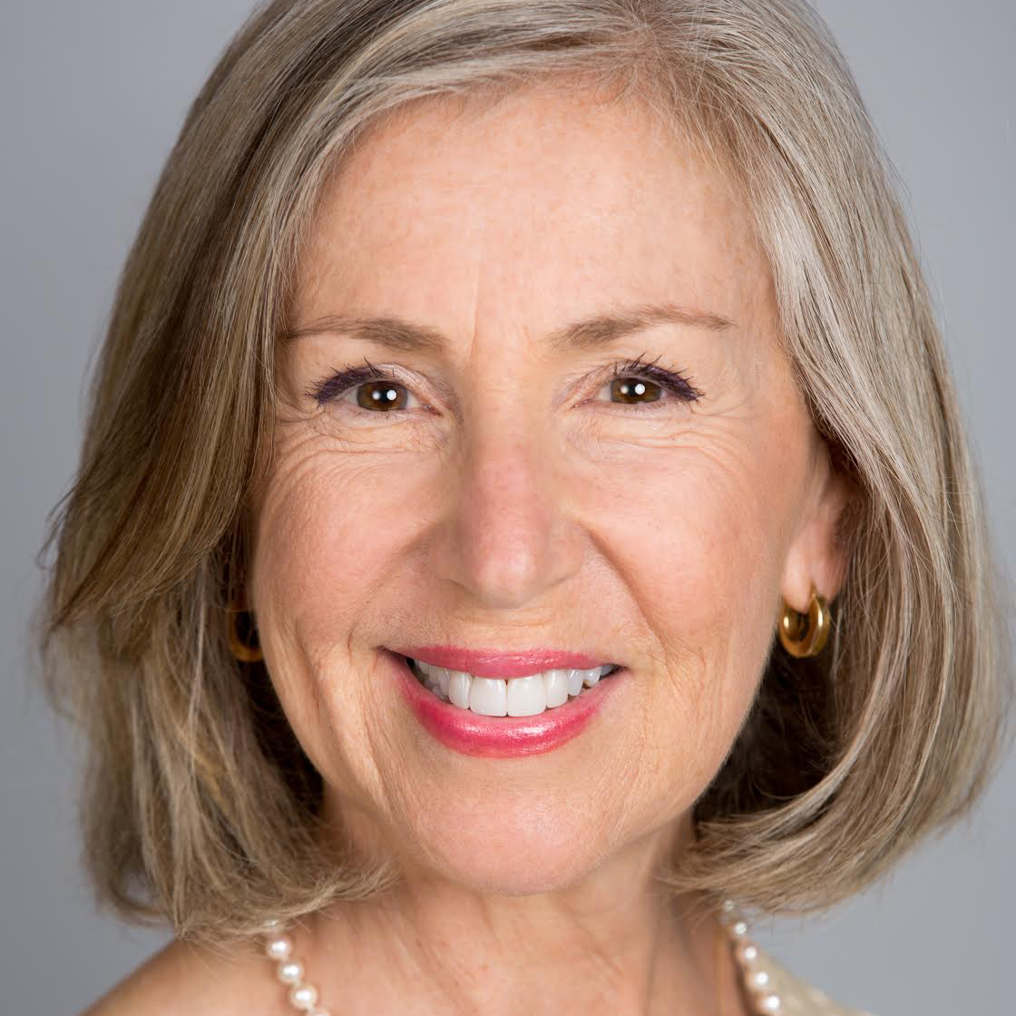 Alumna Gail Bush named Illinois Library Luminary