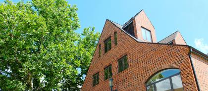 About | School of Information Sciences